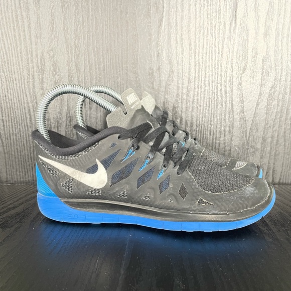 Nike | Shoes | Nike Free 5 Size 4y | Poshmark